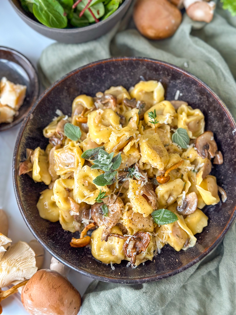 Tortellini ai Funghi (pasta met champignons) | Recept | Betty's Kitchen