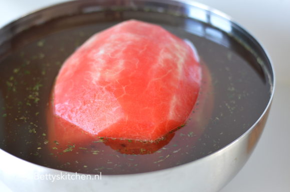 Smoked Watermelon Ham recept ( gerookte watermeloen ) | Betty's Kitchen