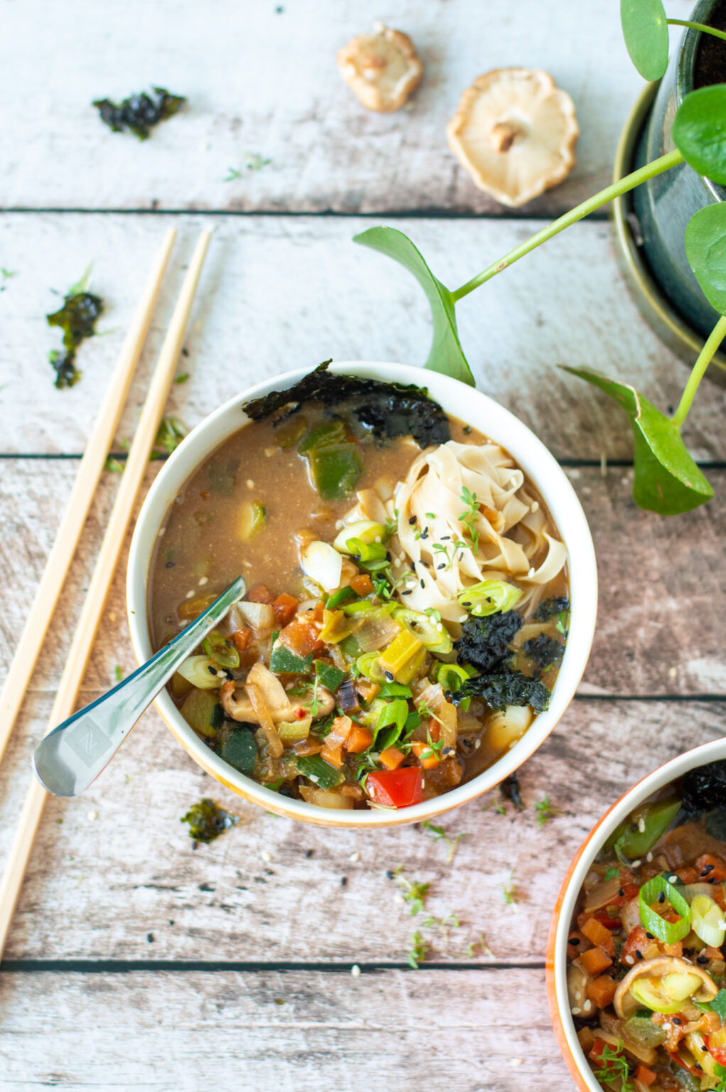 Japanse Miso Soep met groenten en zeewier | Recept | Betty's Kitchen