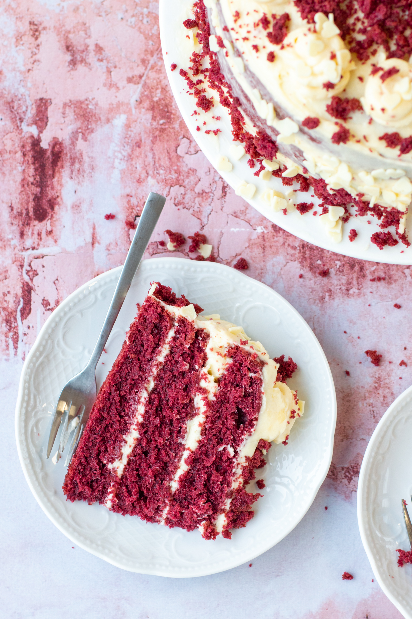 Red Velvet Taart (video) - uit Rutger Bakt met roomkaas topping ...