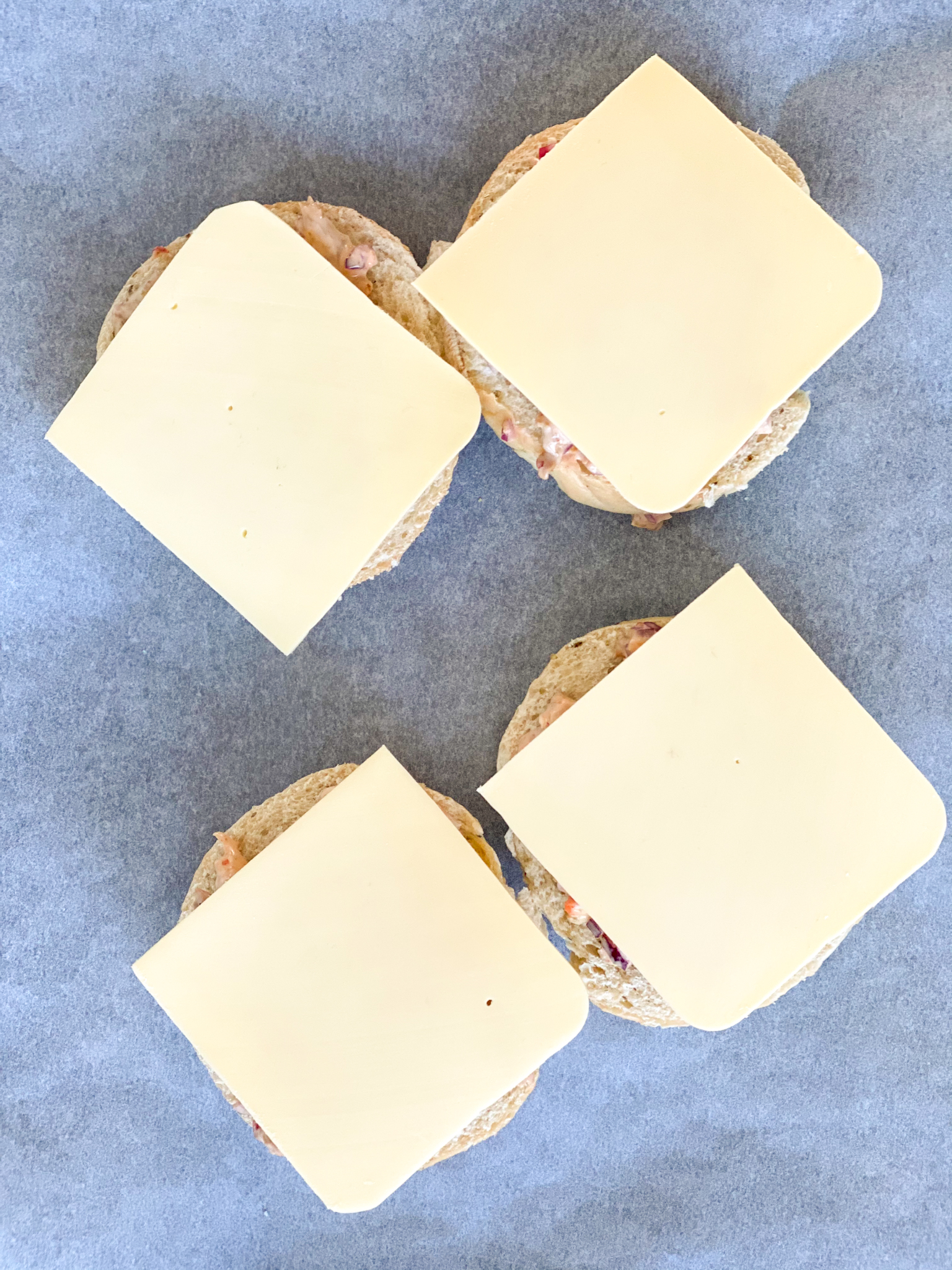 Tuna Melt - broodjes met tonijn en kaas | Recept | Betty's Kitchen