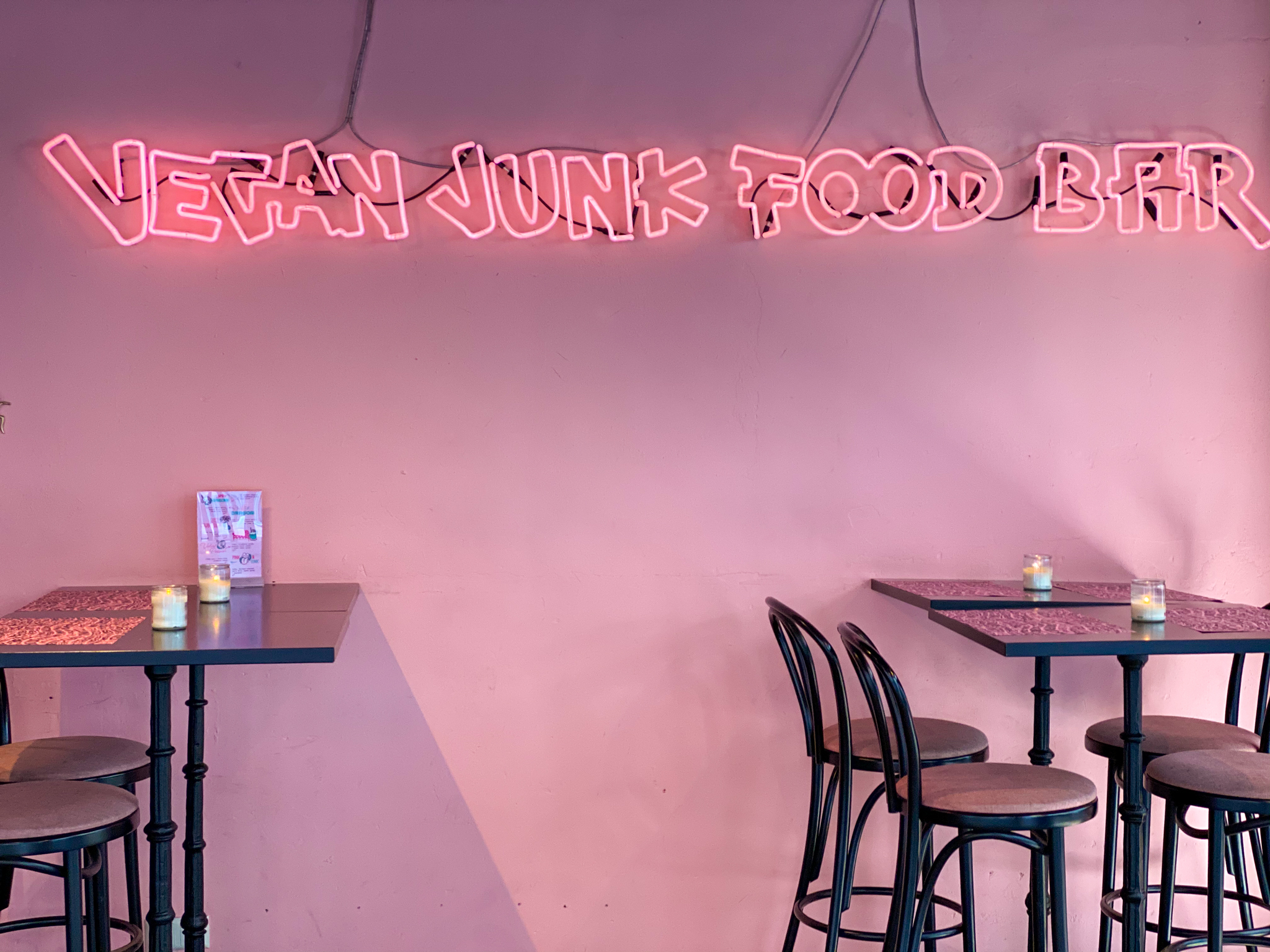 Vegan Junk Food Bar in Amsterdam | Restaurant Review | Betty's Kitchen