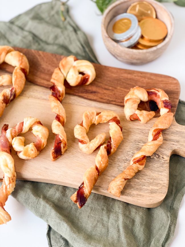 Bladerdeeg staf met bacon recept | Hartig Sinterklaas hapje | Betty