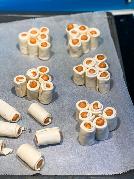 Bladerdeeg Kerstster met worstjes • Betty's Kitchen