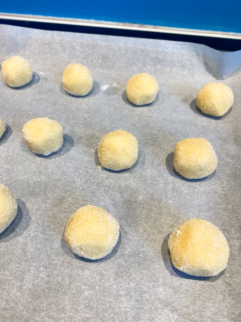 Jam Koekjes (Thumbprint cookies) | Recept | Betty's Kitchen
