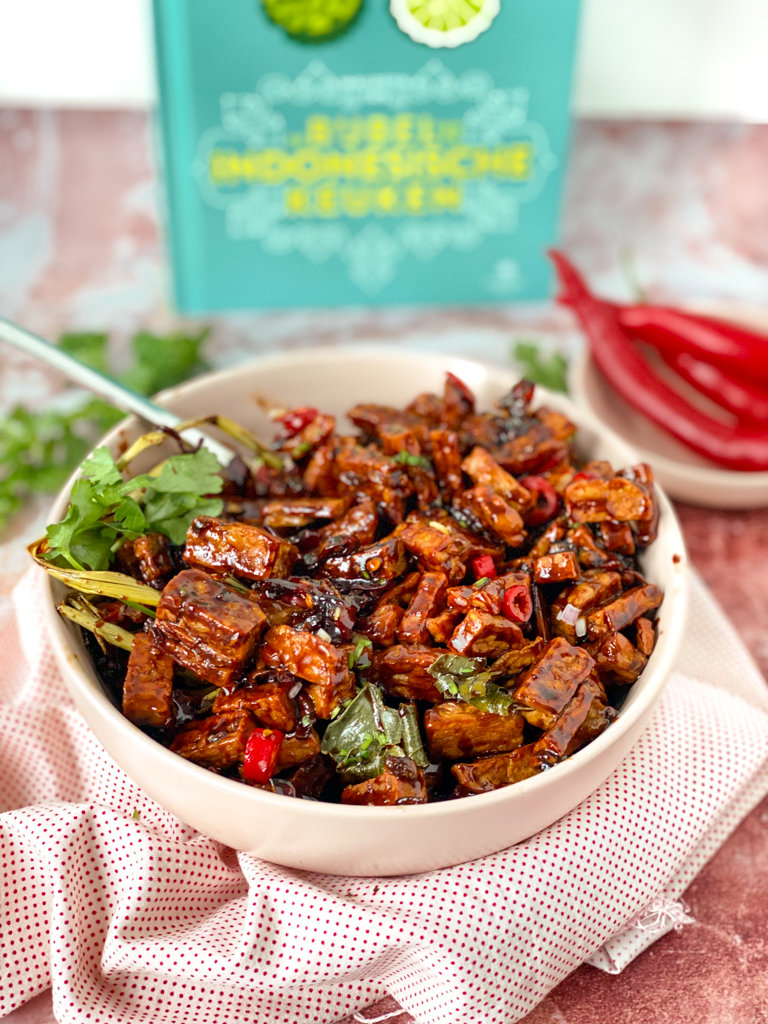 Sambal Goreng Tempeh Kering | Recept | Betty's Kitchen