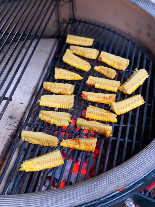 Vegan BBQ Corn Ribs maken (mais ribbetjes) | Recept | Betty