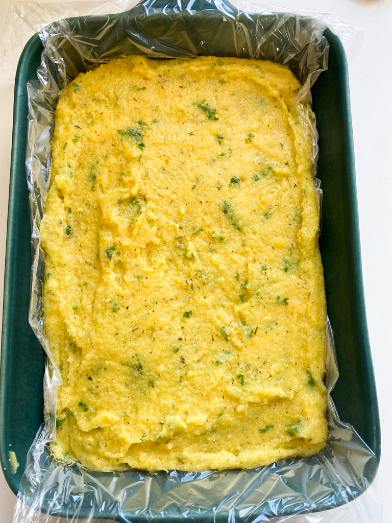 Gebakken Polenta driehoekjes (met kaas) | Recept | Betty's Kitchen
