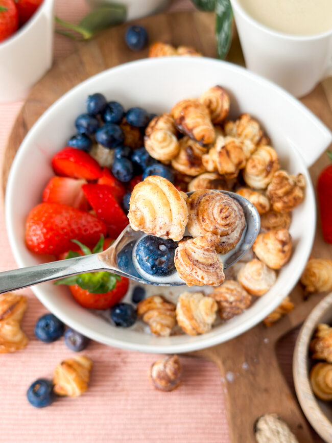 Croissant Cereal maken | Recept| Betty's Kitchen
