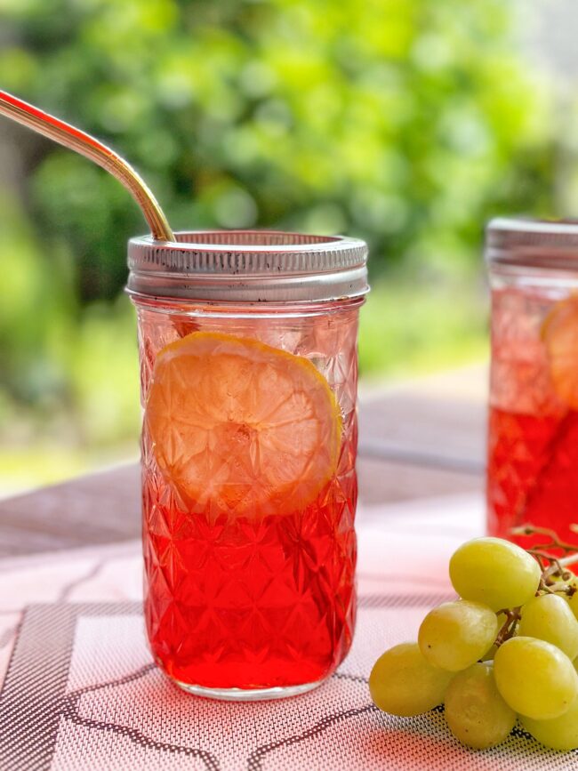 Campari Tonic | cocktail recept | Betty's Kitchen
