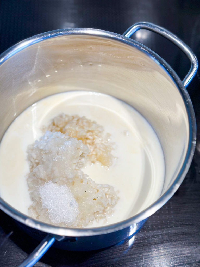 Turkse gebakken rijstpudding (Sütlaç) | Recept | Betty's Kitchen