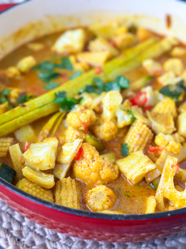 Thaise Gele Curry met Vis en Bloemkool | Recept | Betty's Kitchen