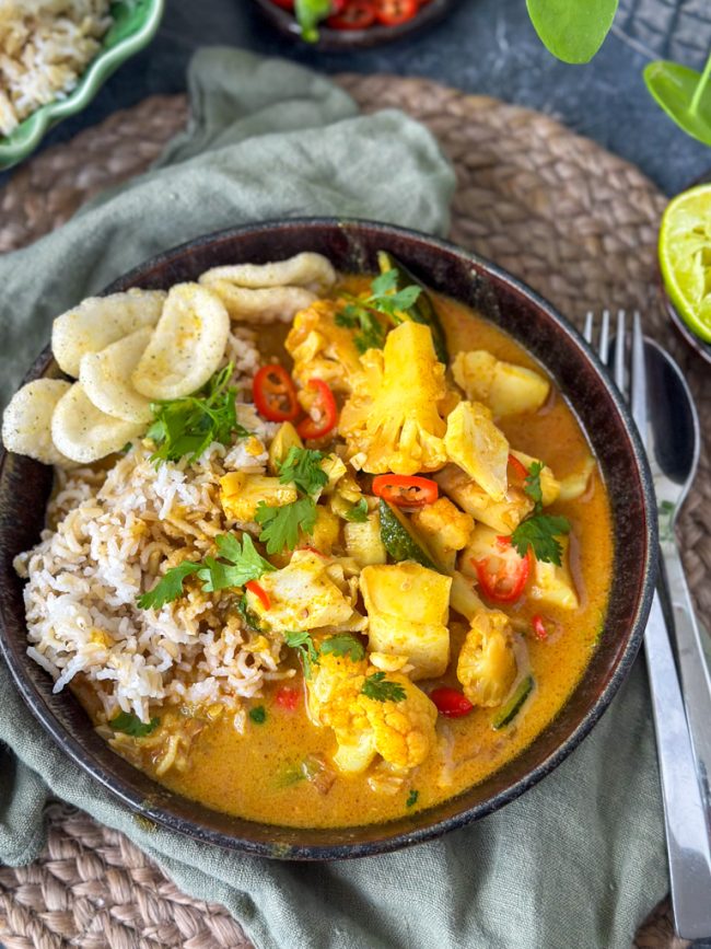 Thaise Gele Curry met Vis en Bloemkool | Recept | Betty's Kitchen